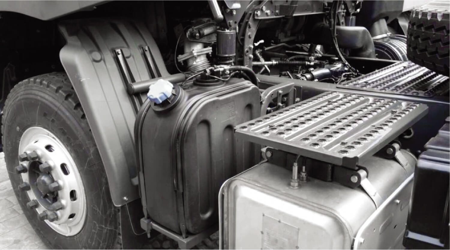 AdBlue/DEF Tank | KUS Americas, Inc.